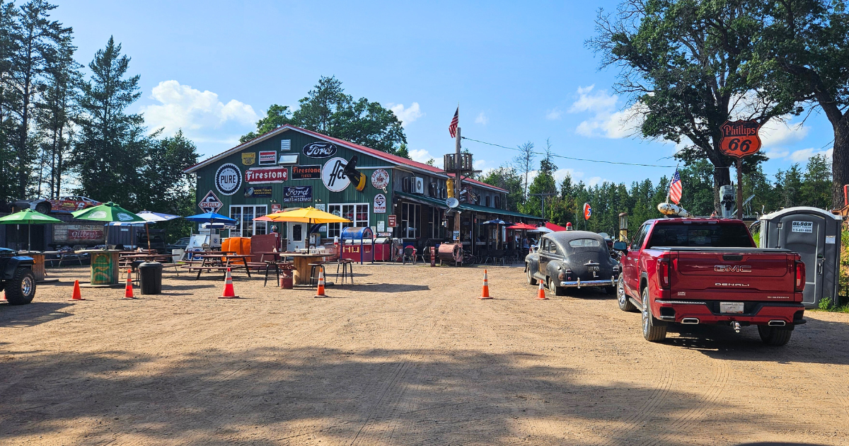 Shell Lake S Junkyard Bar A Truly Unique Experience The Fabulous